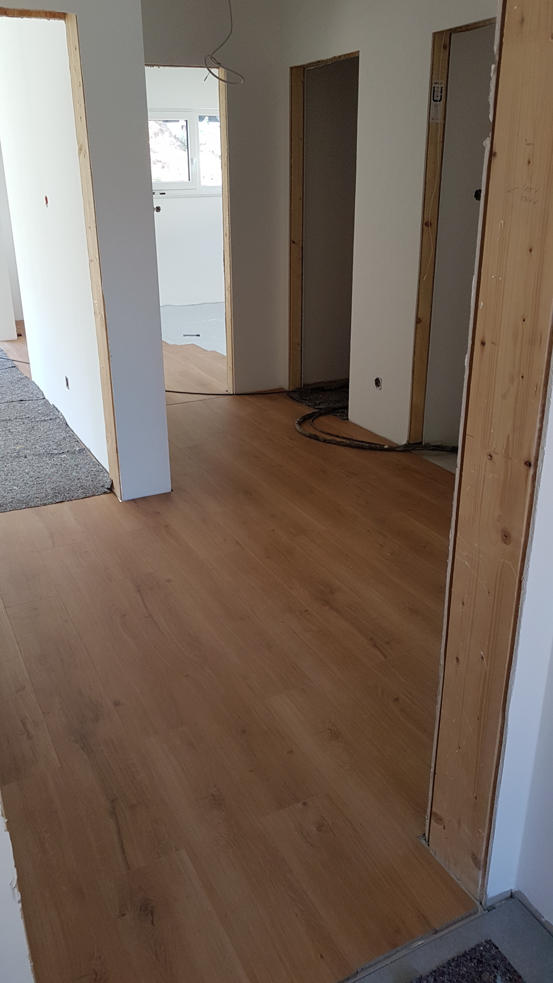 Überall Fußboden | Peter und Franzi bauen ein LUXHAUS